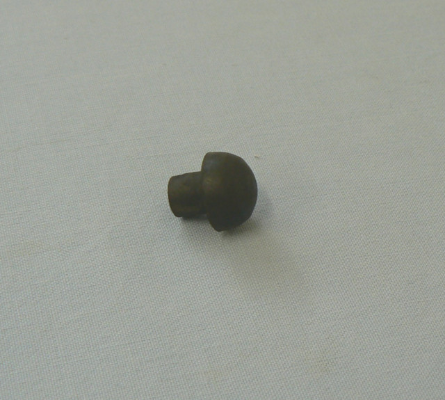 A075U6050F (075U6050) RUBBER BUFFER for FUEL FILLER FLAP