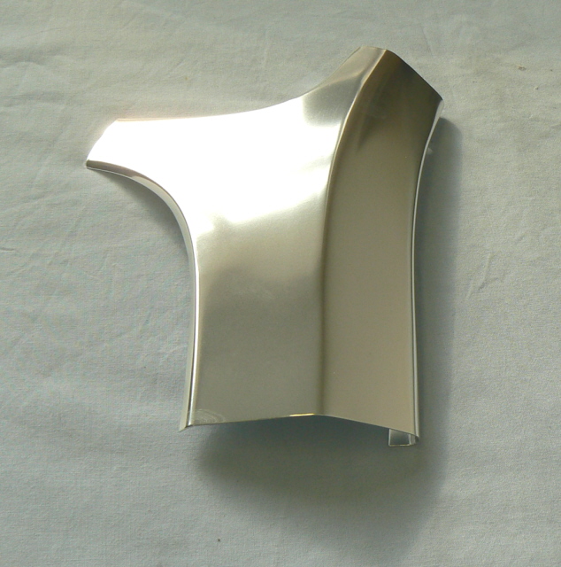 A075U0653Z (075U0653) L/H A POST TRIM CORNER CAP