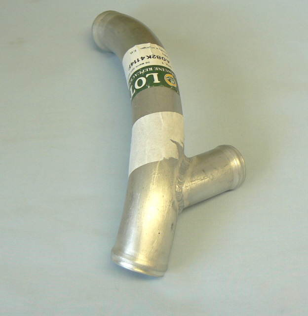 A082K4114F (082K4114) JUNCTION PIPE (Radiator return/by-pass hose)