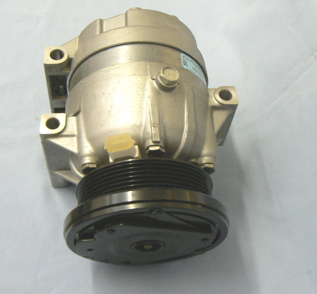 A082P4389F (082P4389) AIR CONDITIONING COMPRESSOR for V8 ENGINE