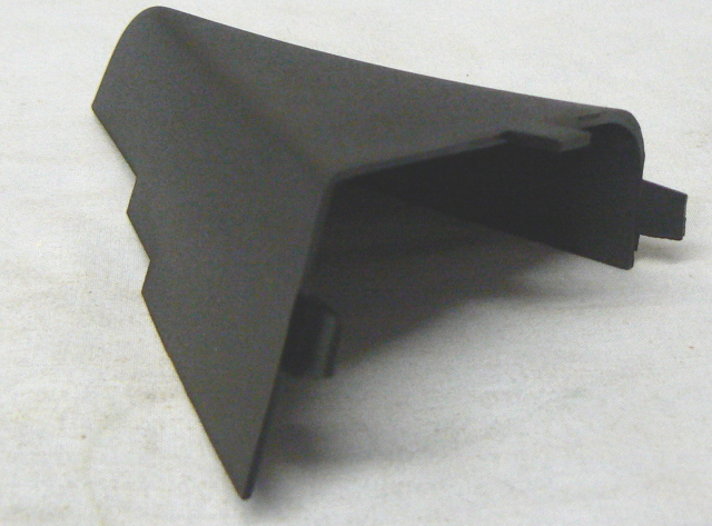 D100V0058F (100V0058) PANEL- DOOR CHEATER R/H