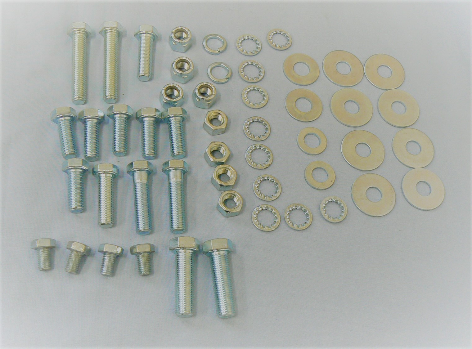 SJ050A0001 CHASSIS to BODY BOLT SET