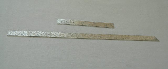 SJ079B0043 DOOR PANEL TRIM RETAINING STRIP SET