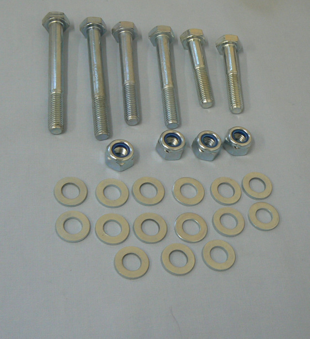 SJ079E0007 SET of BELL HOUSING NUTS, BOLTS and WASHERS