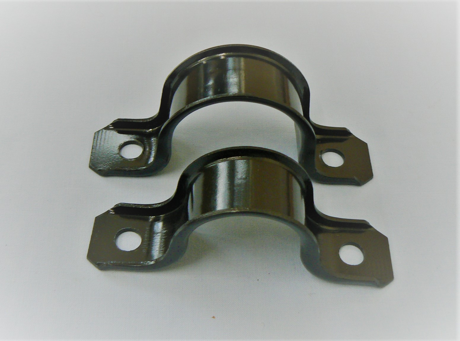 SJ079H0004 STEERING RACK CLAMP BRAKETS (Pair)