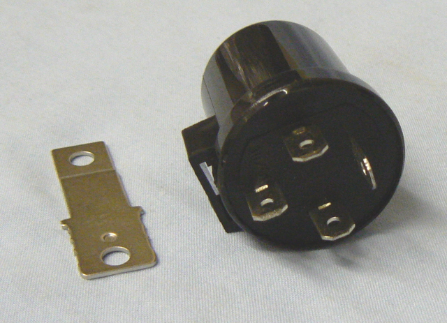 SJ079M0022 RELAY for HORN, ENGINE FANS and HEATED REAR SCREEN