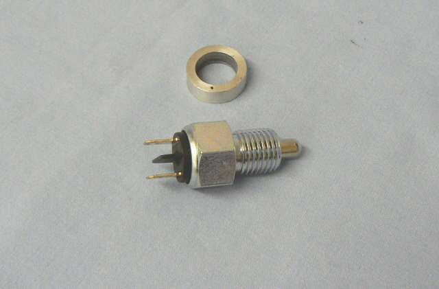 SJ079M0029 REVERSE LAMP SWITCH