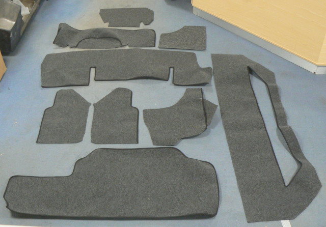SJ082V0005 BOOT CARPET SET for TURBO